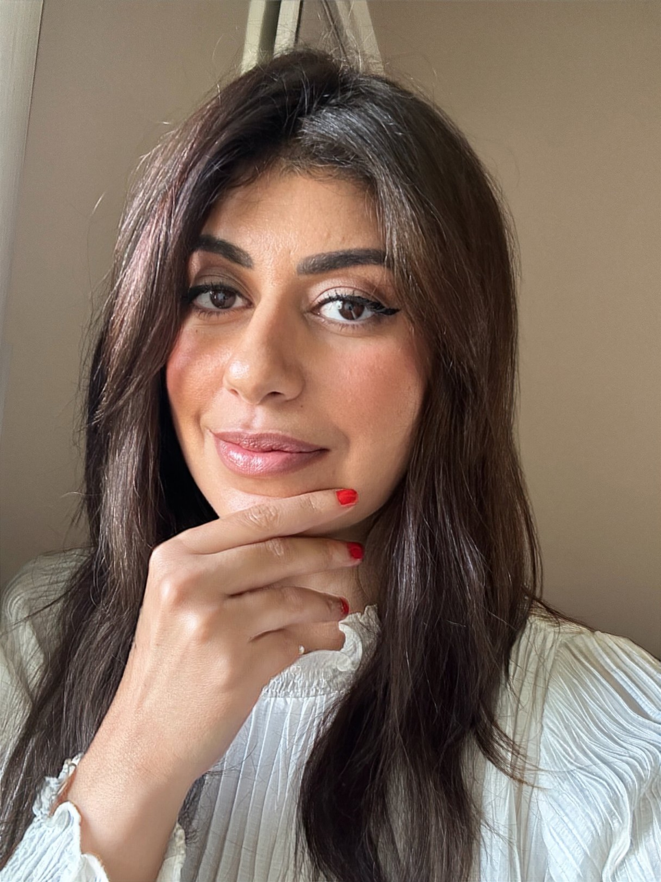 cAIre Solutions | AI-Powered Luxury Skincare Consultations